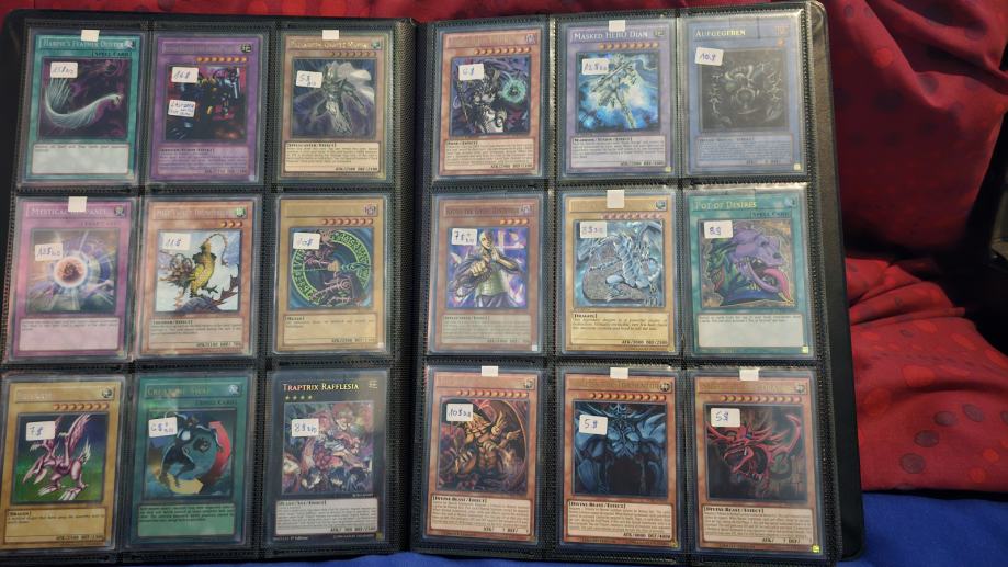 YuGiOh kolekcija - Yu gi oh karte, albumi,ostalo