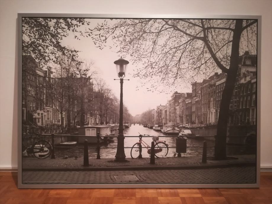 velika slika Amsterdam 140 cm x 100 cm črno-bela fotografija na platnu