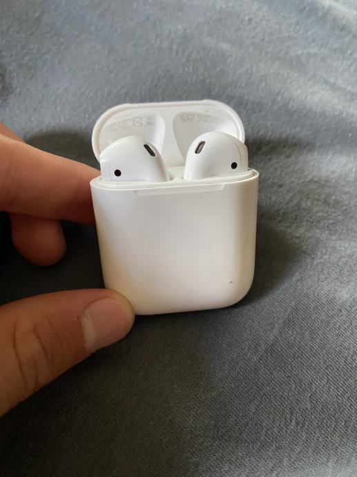 Airpods 1st gen