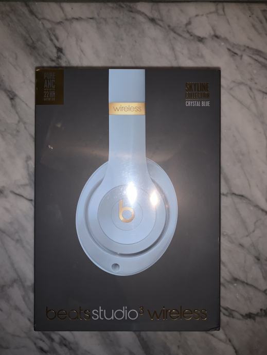 Beats Studio3 Wireless Headphones – Crystal Blue