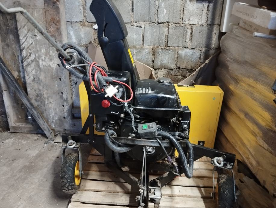 SNEŽNA FREZA ZA ATV