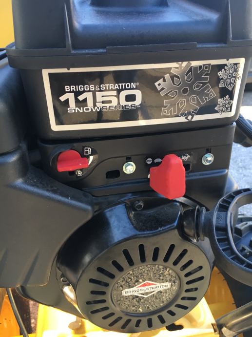 Snežna freza Texas 7011BE, Bridgestone motor - Kot nova