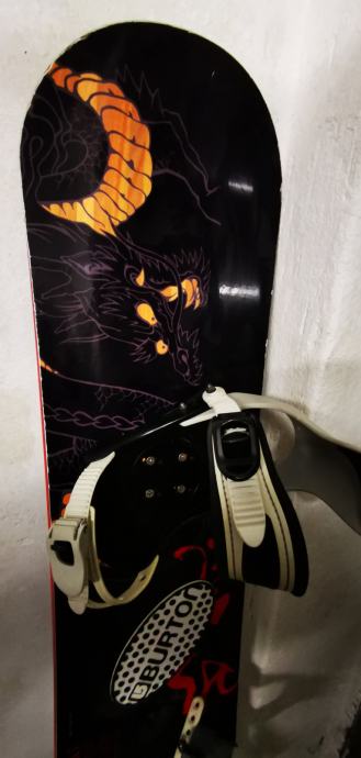 155 ESCAPE Dragon snowboard + Escape vezi