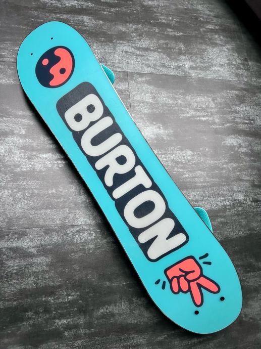 Otroški snowboard komplet BURTON + buci NITRO BOA + Riglet set