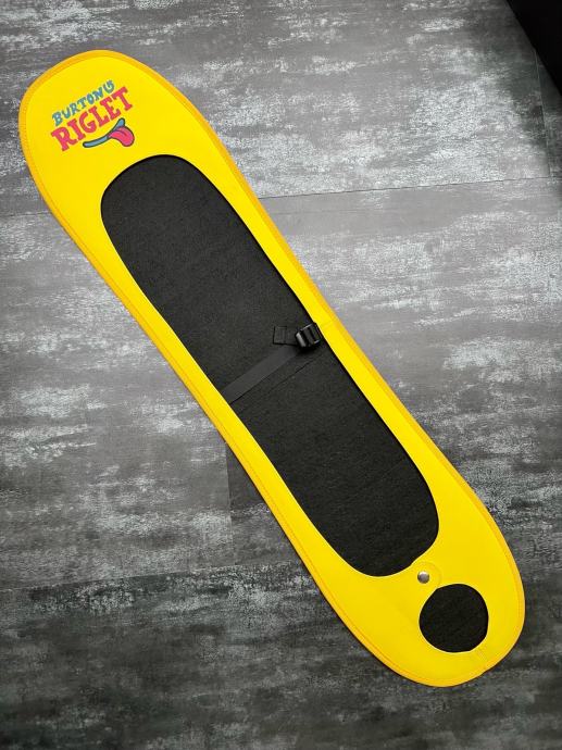 Otroški snowboard komplet BURTON + buci NITRO BOA + Riglet set