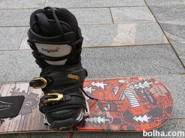 Snowboard Atomic 120 cm + vezi Atomic + čevlji Cygnus