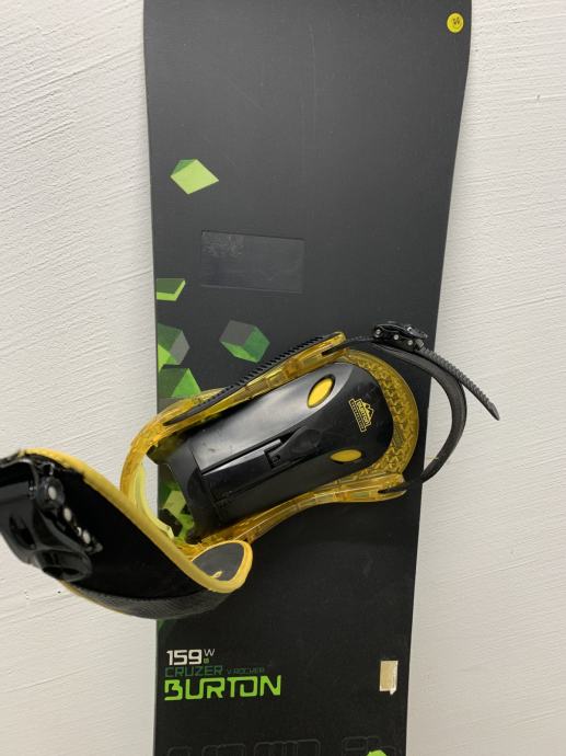 Snowboard / Bord Burton 159 Cruzer V-Rocker z vezmi Burton Progression