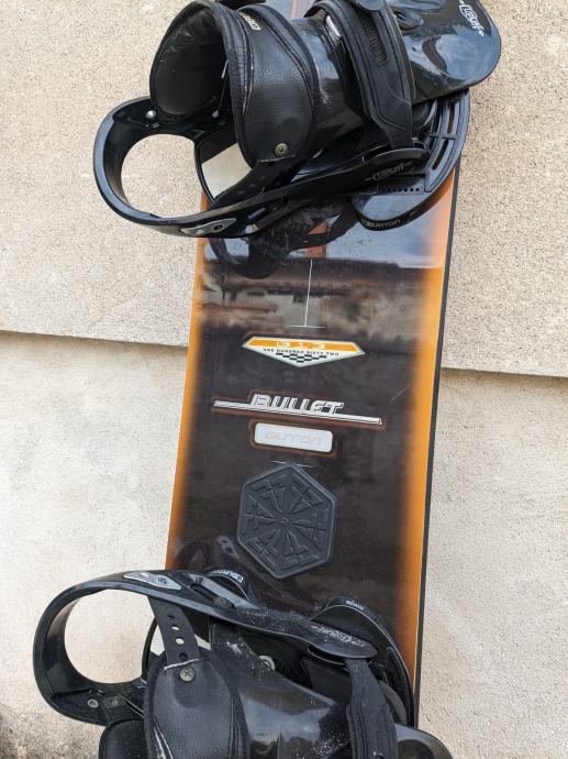 Snowboard Burton Bullet in Burton vezi