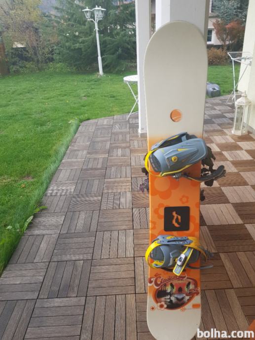 Ženski Snowboard Donut 152cm z vezmi