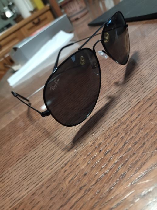 Nova neuporabljena originalna soncna ocala Ray Ban