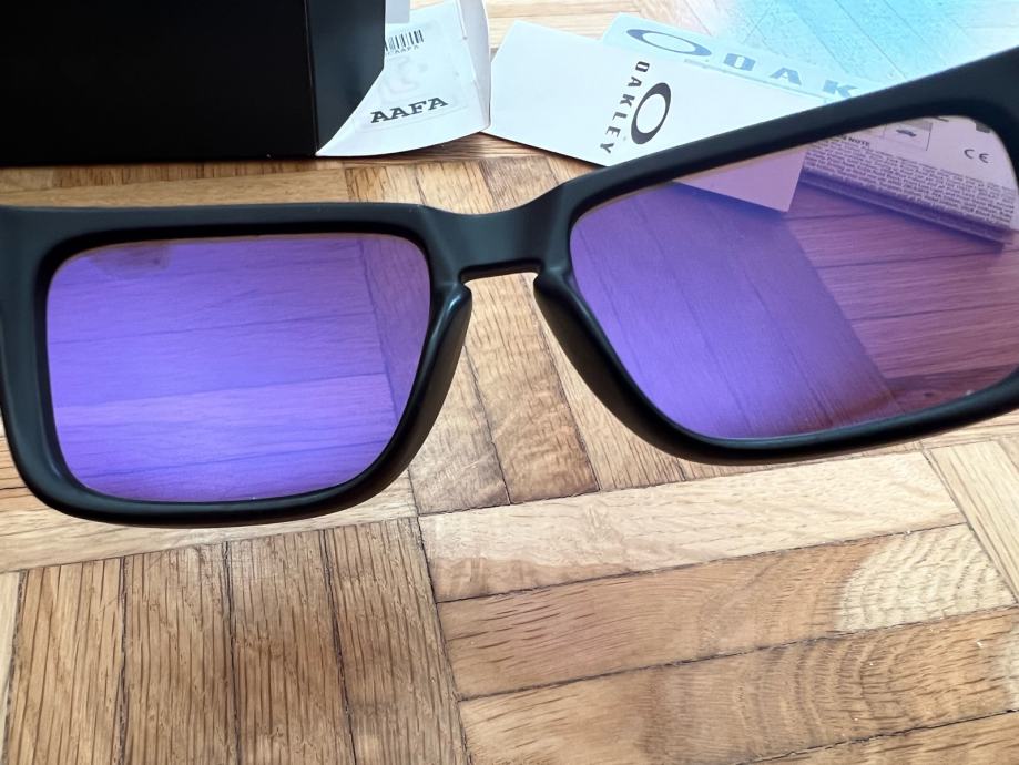 Oakley Holbrook XL prizm violet originalna soncna ocala