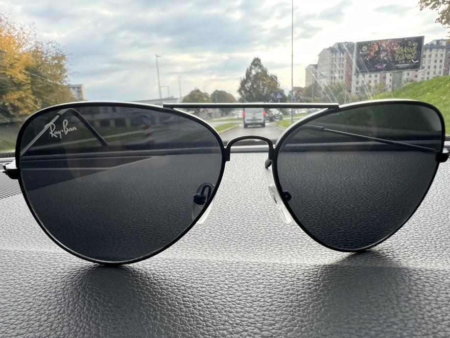 Prodam soncna ocala ray ban
