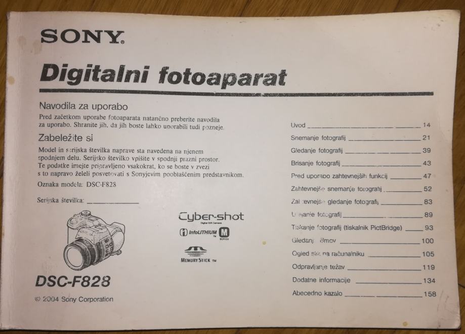 Prodamo digitalni fotoaparat Sony DSC-F828 z opremo