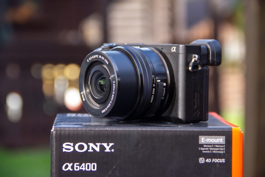 Sony A6400, E+PZ 16 - 50 mm