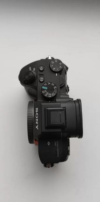 Sony A7 III (A7M3) 24.0 MP Digitalni Fotoaparat