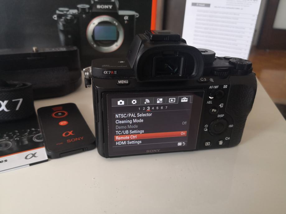 Sony Alpha 7R ll ILCE-7RM2 ločljivost 42 M pikslov Brezrcalni A7