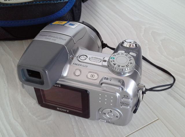 Sony DSC-H2
