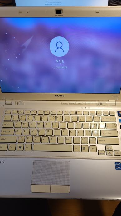 Prenosnik - Sony Vaio / 4 Gb RAM - PCG-61411L (14 zaslon)