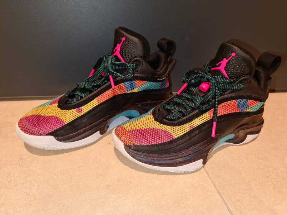 Košarkarski copati Air Jordan Multi-color št. 40