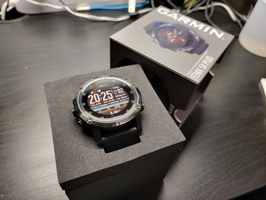garmin fenix 5x plus