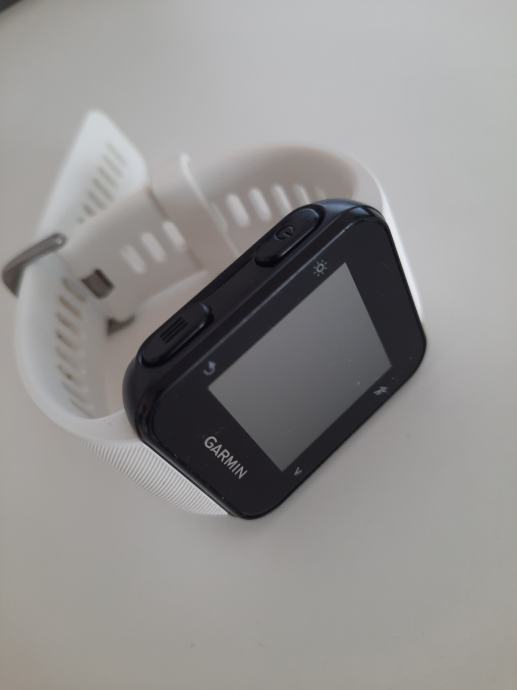 Garmin ura Forerunner 35