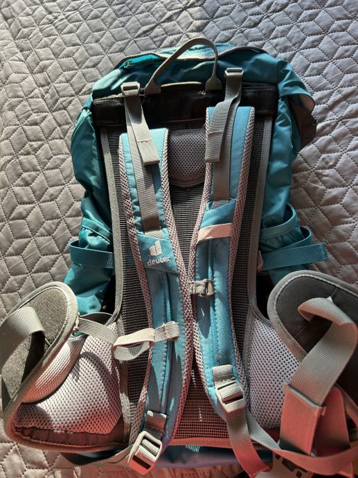 Deuter Hike 28 SL