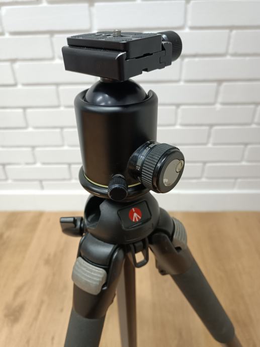 Manfrotto stojalo - stativ z ARCA SWISS glavo