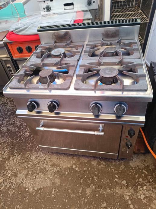 PLINSKI ŠTEDILNIK - 4x PLIN IN ELEKTRIČNA PEČICA - INOX