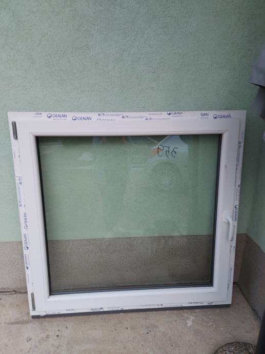 Prodam PVC okno