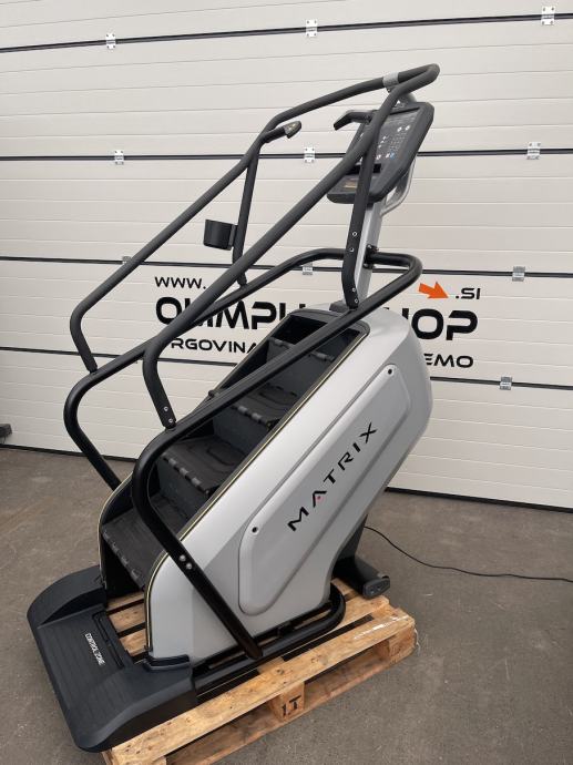 Matrix tekoče stopnice C5X ClimbMill