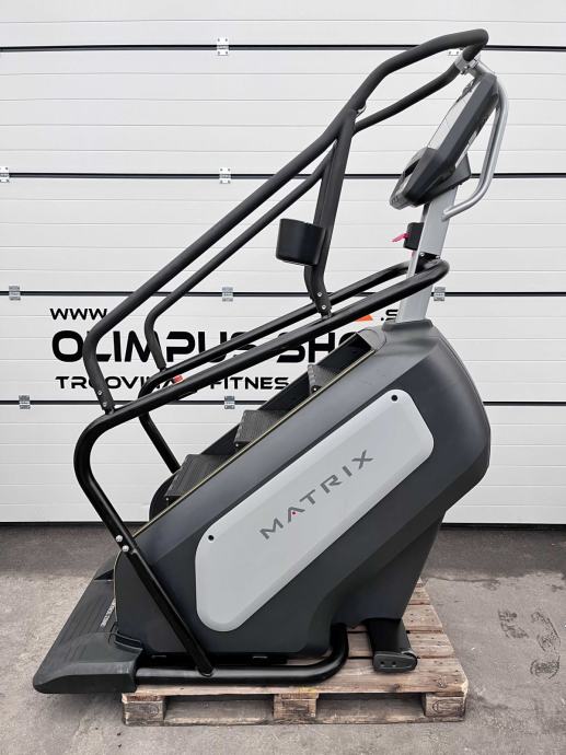 Matrix tekoče stopnice C7X ClimbMill
