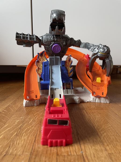 Hot Wheels Nitrobot Attack Trackset igralni set