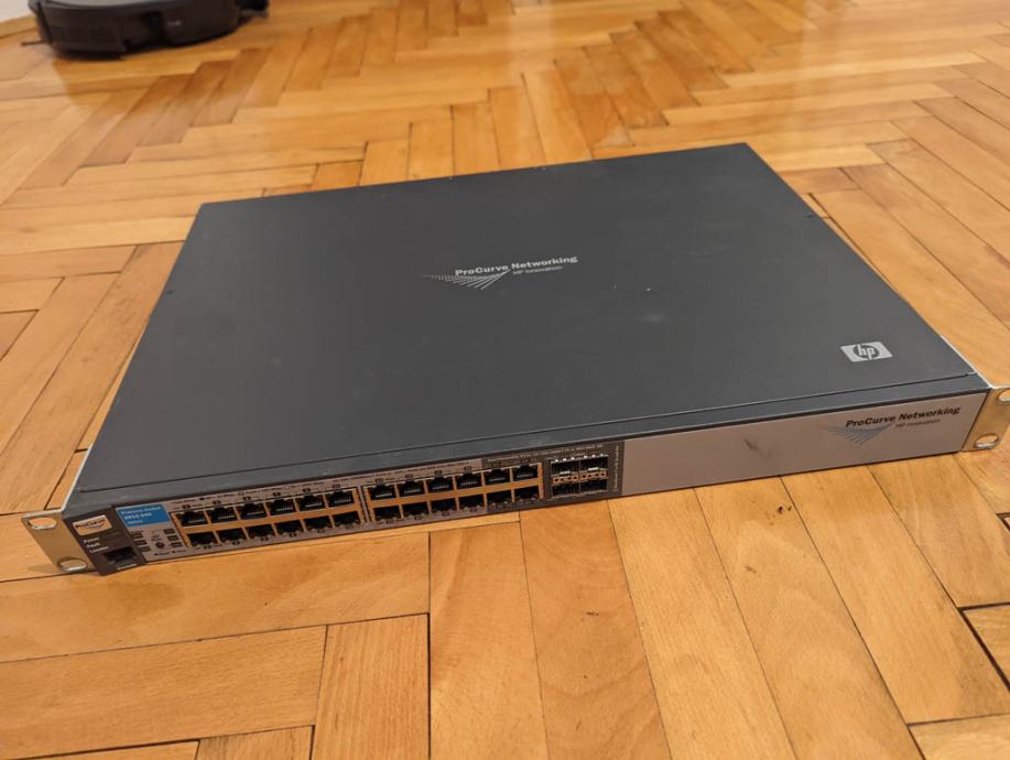 HP ProCurve J9021A, 2810-24G, 24+4 Port 10/100/1000 Switch