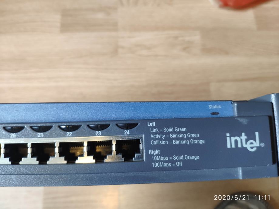 Intel Express 410T Standalone Switch 24 Ports ES410T24