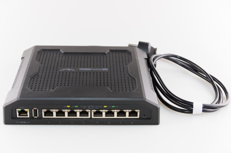 Ubiquiti ToughSwitch-8-PRO / EdgeSwitch® 8XP POE 150W