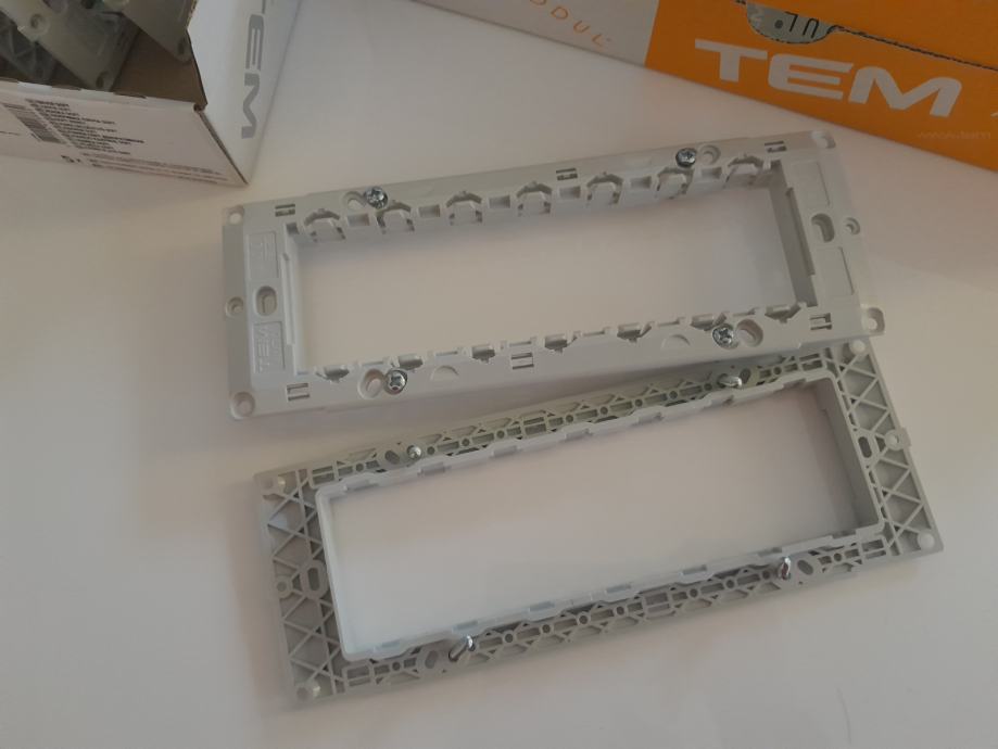TEM MODUL nosilec z vijaki in okvir SOFT 7M