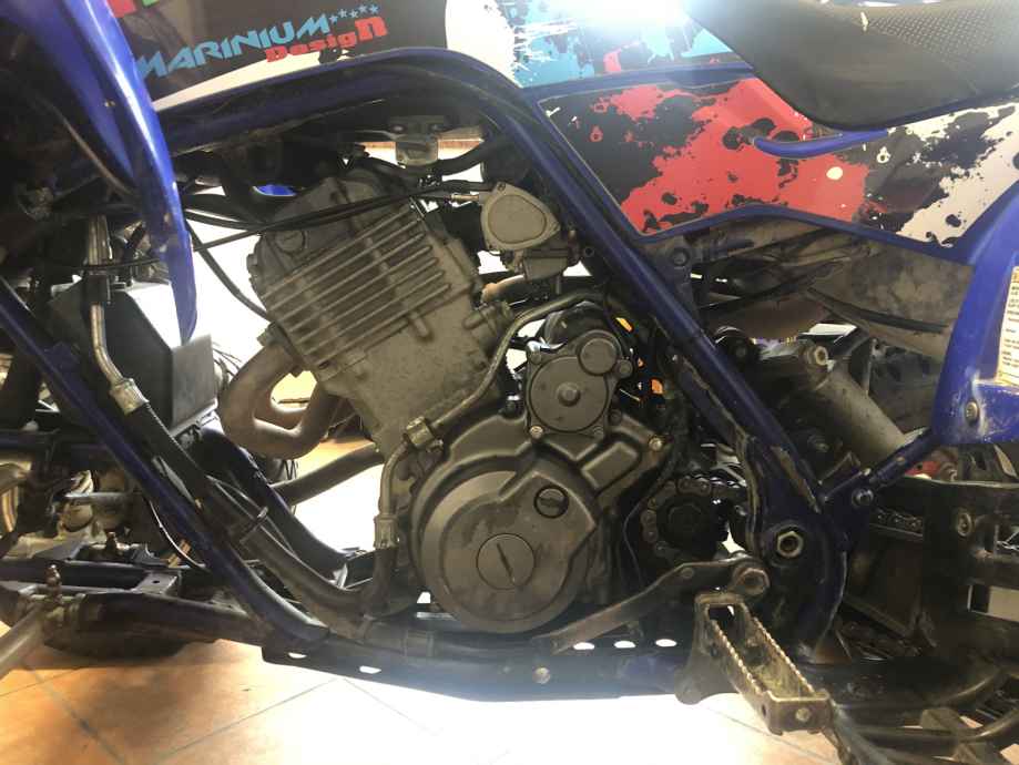 Yamaha YFM660R Raptor 660 cm3, 2005 l.