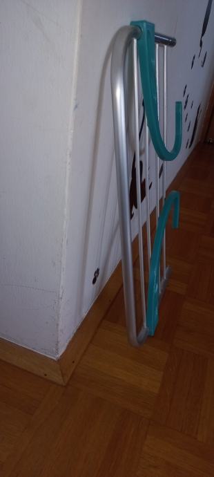 obešalnik za perilo za na radiator