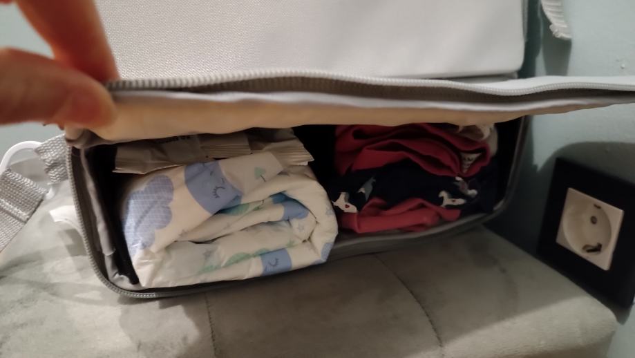 prenosni stolček za hranjenje