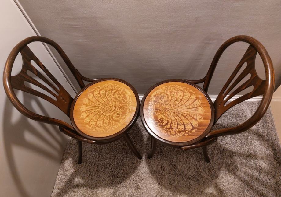 Thonet, Thonet stol, par Thonet stolov, stol