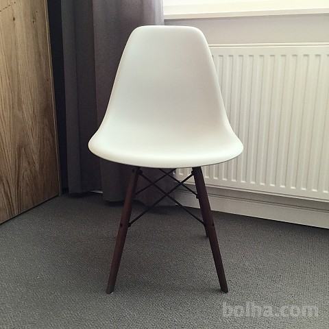 Charles & Ray EAMES DSW chair stol