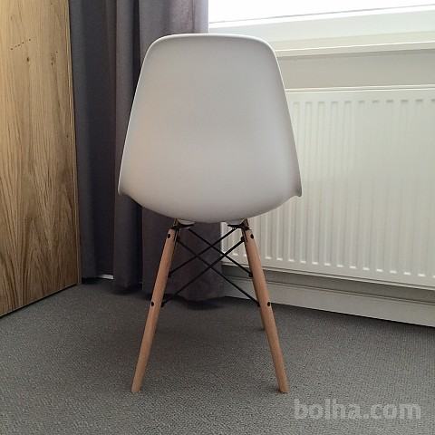 Charles & Ray EAMES DSW chair stol