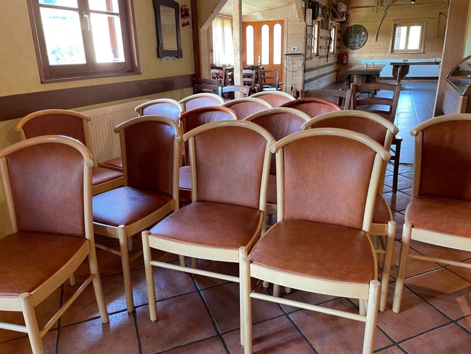 leseni gostinski stoli