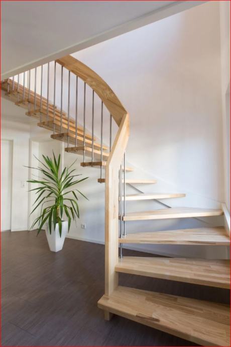 NOTRANJE LESENE STOPNICE - BILBAO