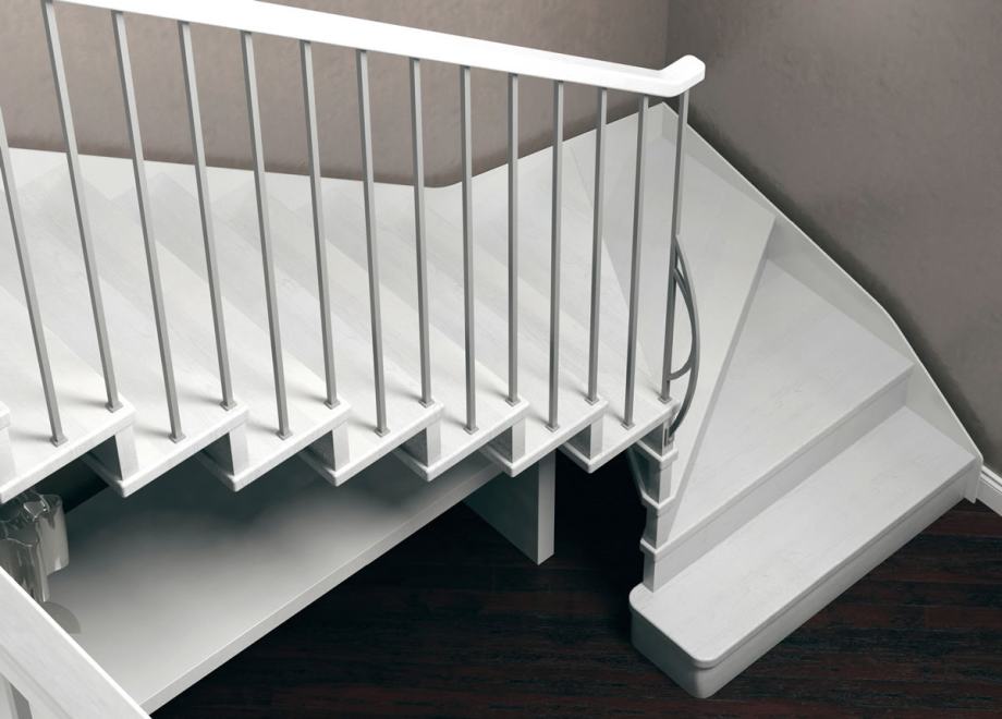 Notranje lesene stopnice št. D-11