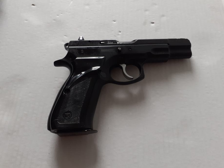 Pištola CZ 75B cal. 9x19, Revolver ARMINIUS 22.mag., Bereta 950B 6.35