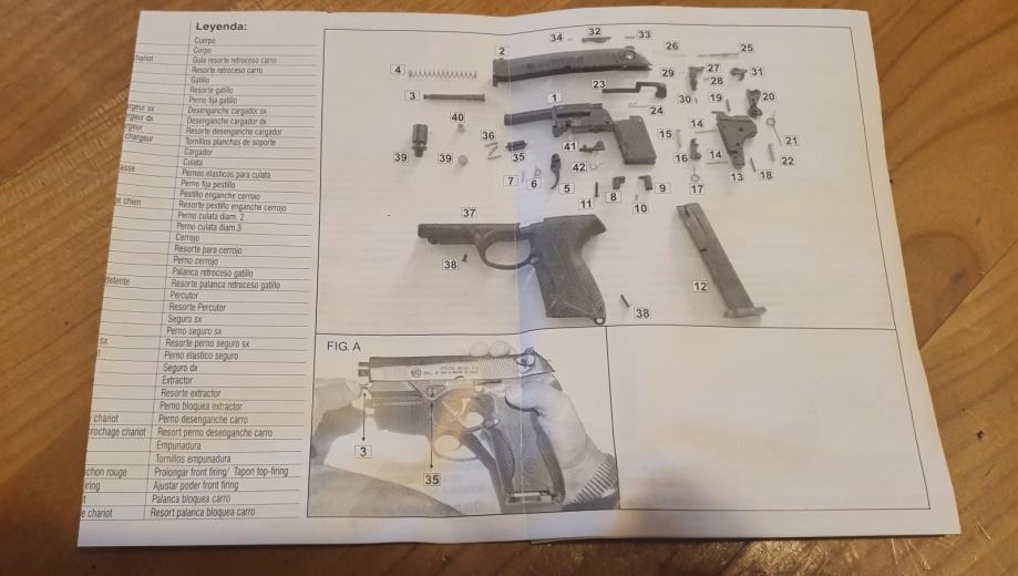 Prodam BRUNI mod. P-4 cal. 9mm P.A.K štartno/plašilno/plašilka pištolo