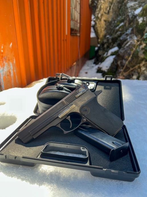 Star 30MI - polavtomatska 9mm pištola