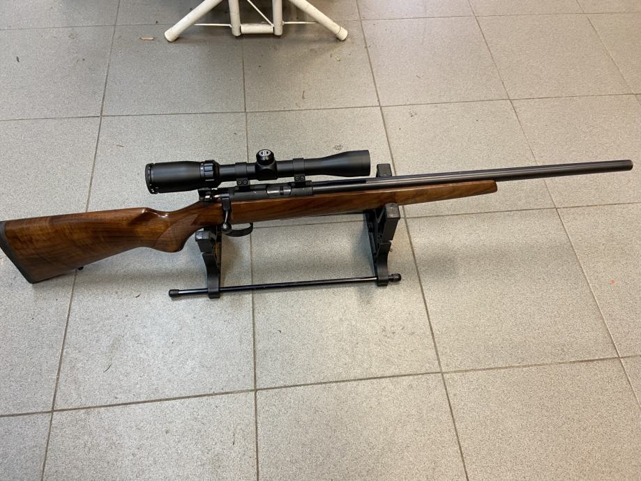Repetirna puška CZ ZKM 452-2E v kalibru 22 lr +str.daljnogled Bushnell