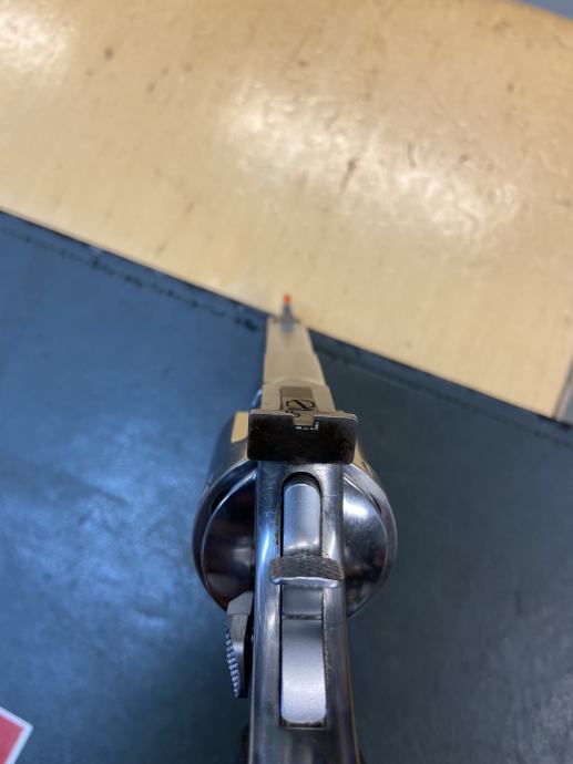 REVOLVER TAURUS 44 KALIBER 44 MAG